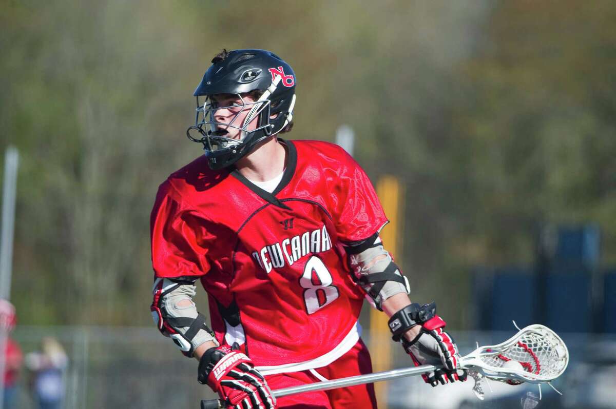 Darien dominates New Canaan to remain perfect on season