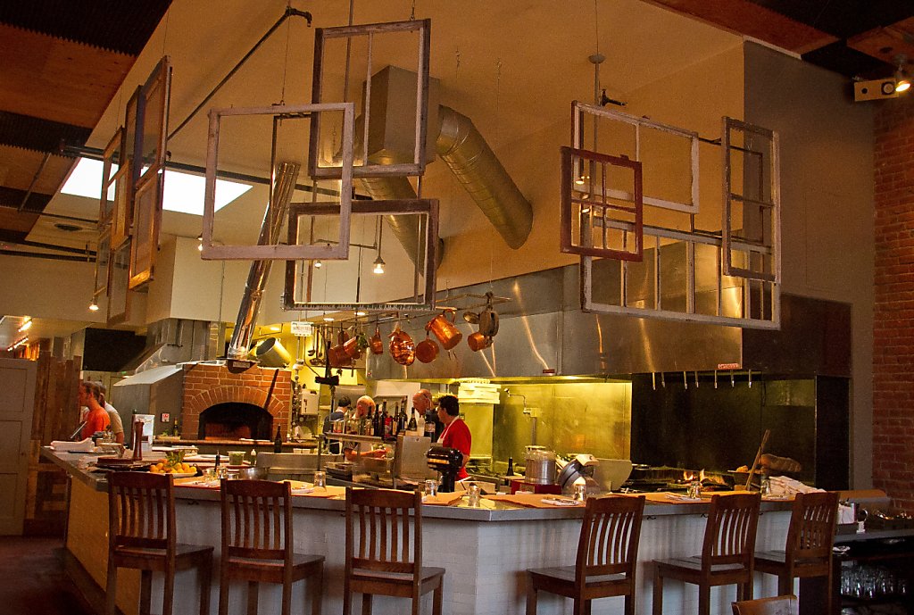 Forchetta/Bastoni review: 2 good places, 1 roof