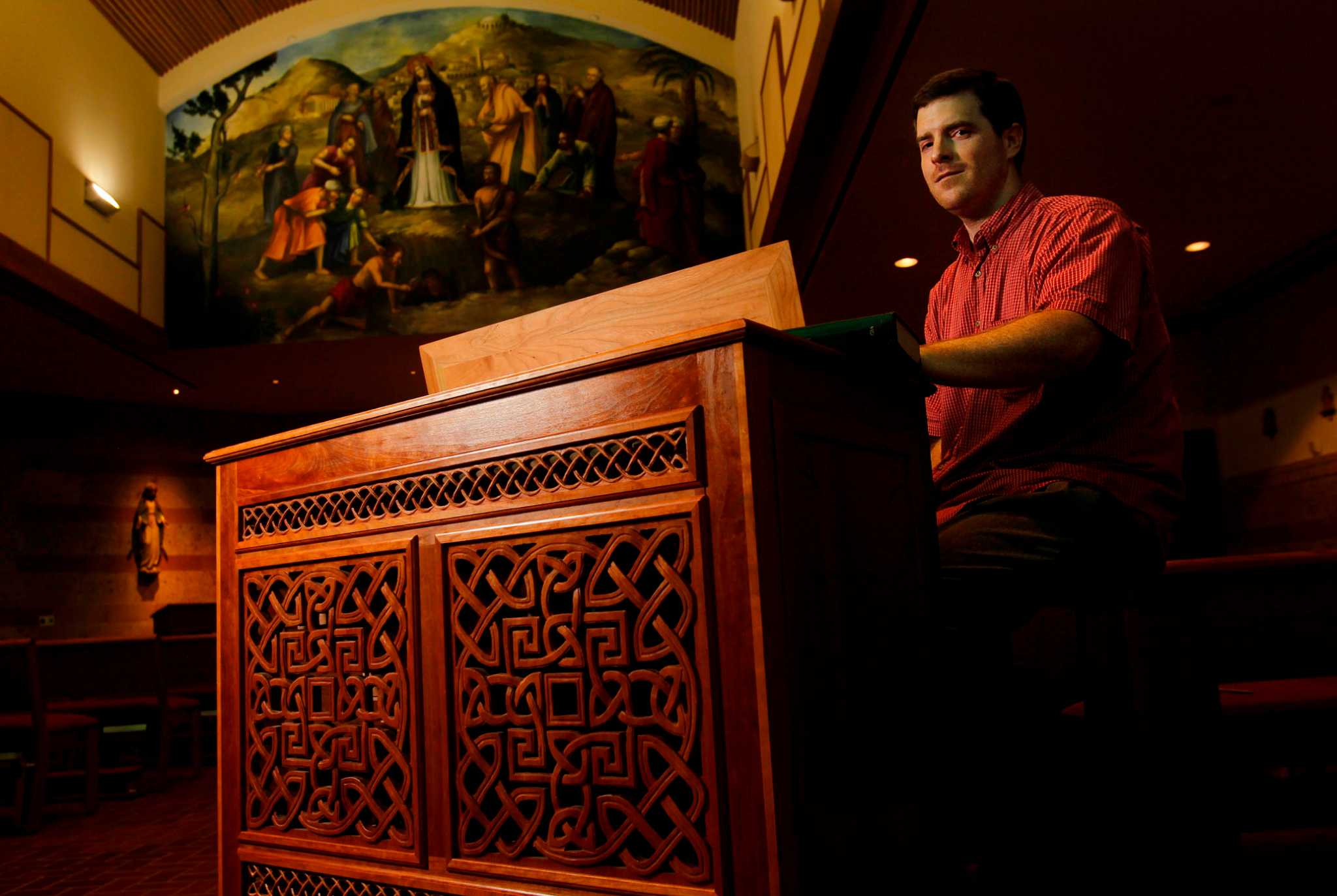 Mormon organist makes sound investment in Catholic church