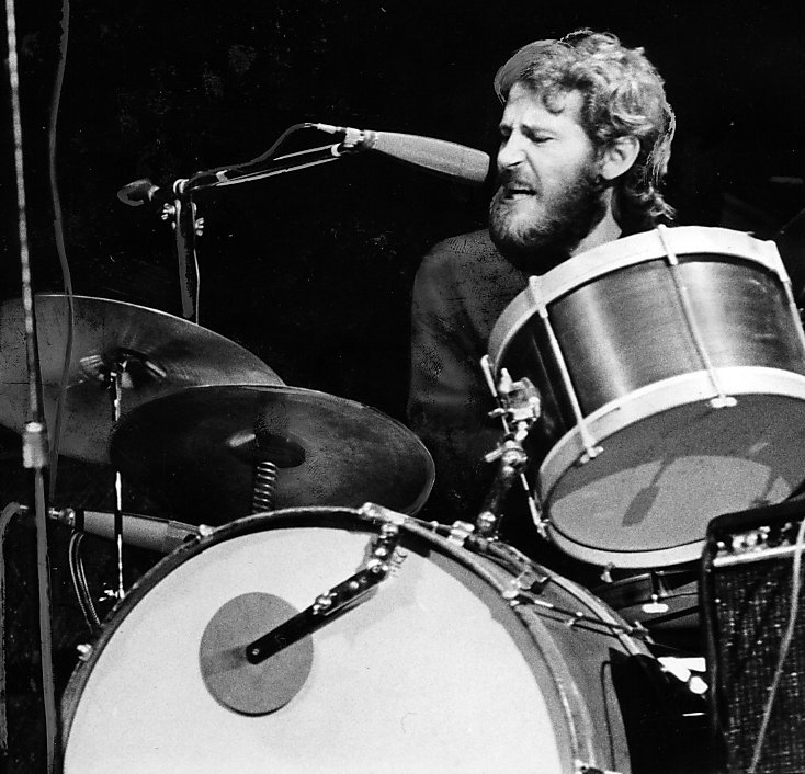 Levon Helm, Band's feisty drummer and singer, dies