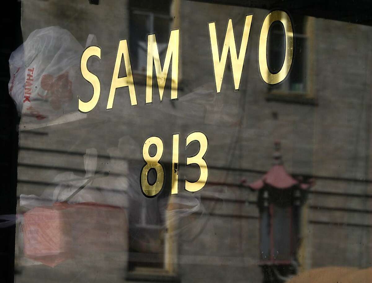 S.F. Chinatown home of 'rudest waiter' is closing