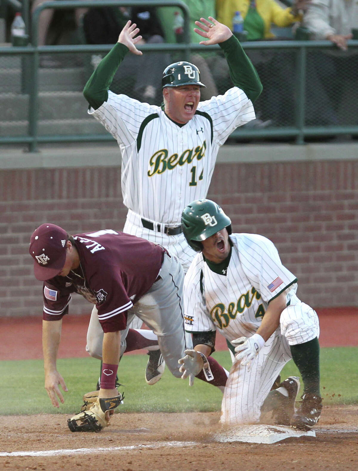 Baylor extends win streak to 23 straight