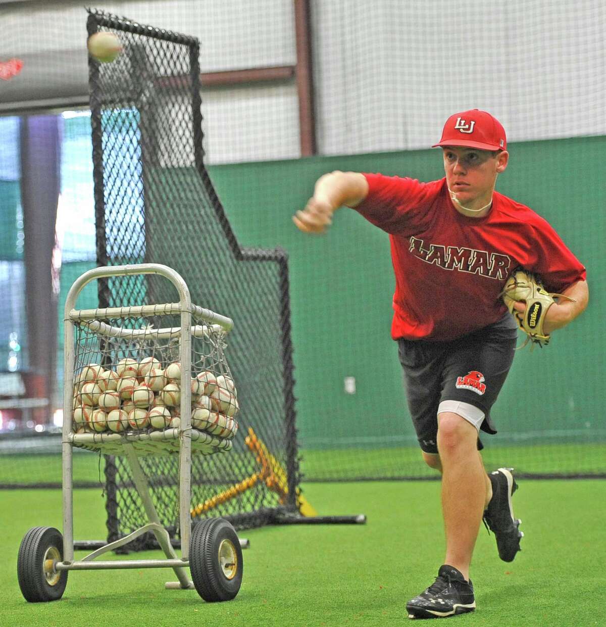 Lamar baseball learns as it goes