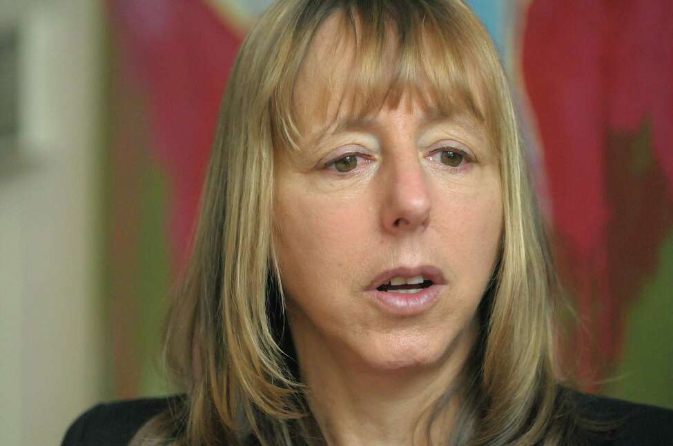 Activist brings campaign against drones to Albany