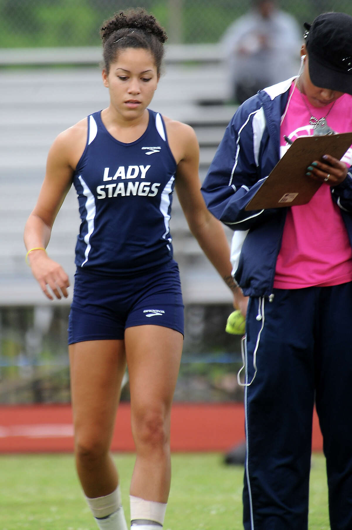 WO-S' Crystal Haynes recovers from stroke to run relays