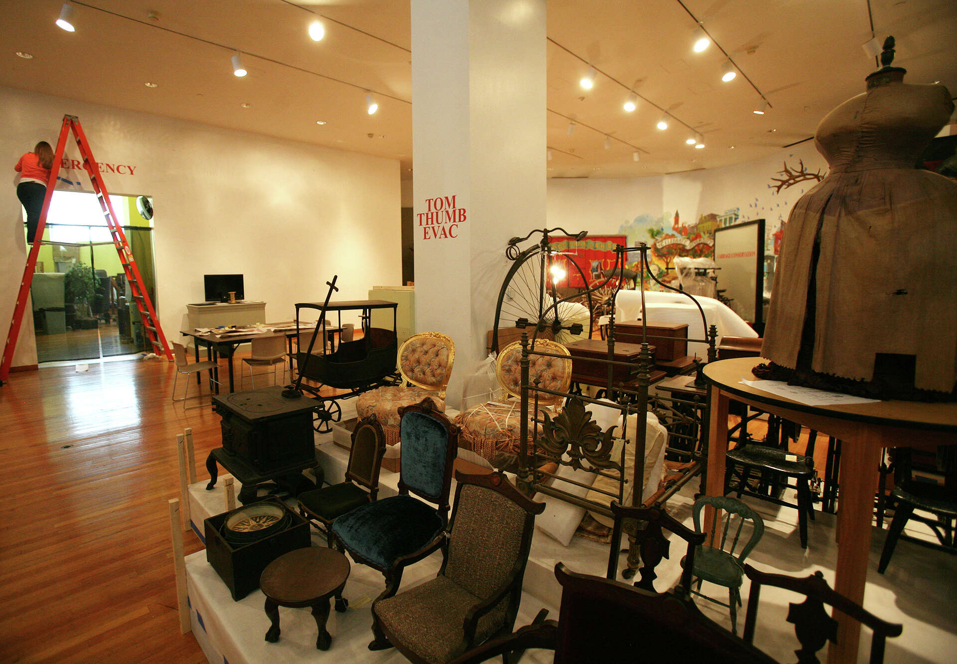 Barnum Museum perseveres; re-opens two days a week with small exhibit