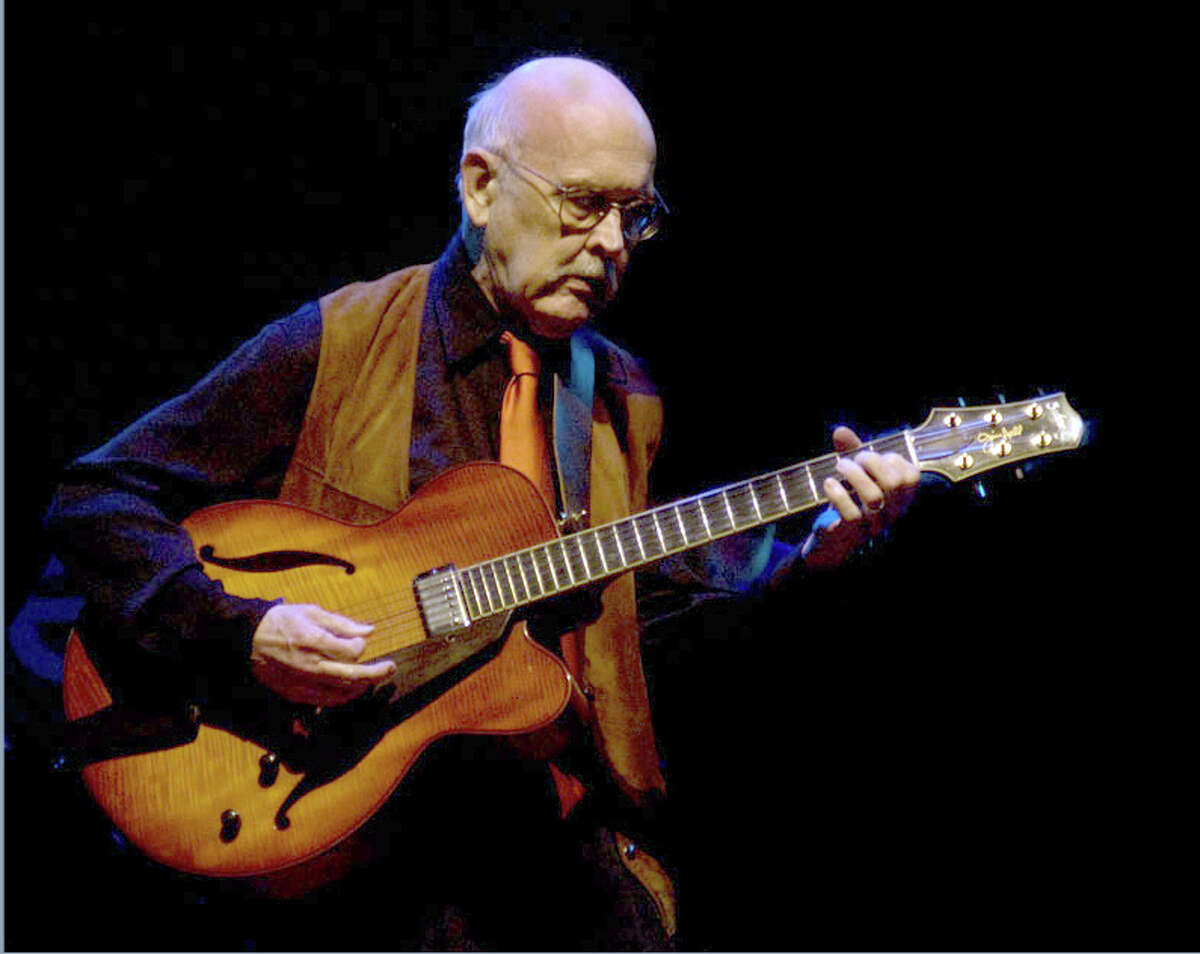 Jazz master Jim Hall plays at WestConn