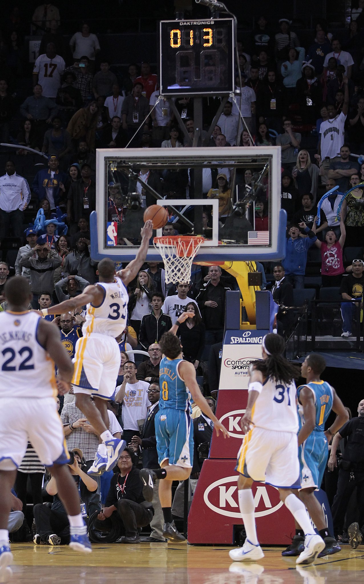 Warriors lose, and lose ground in bid to keep pick