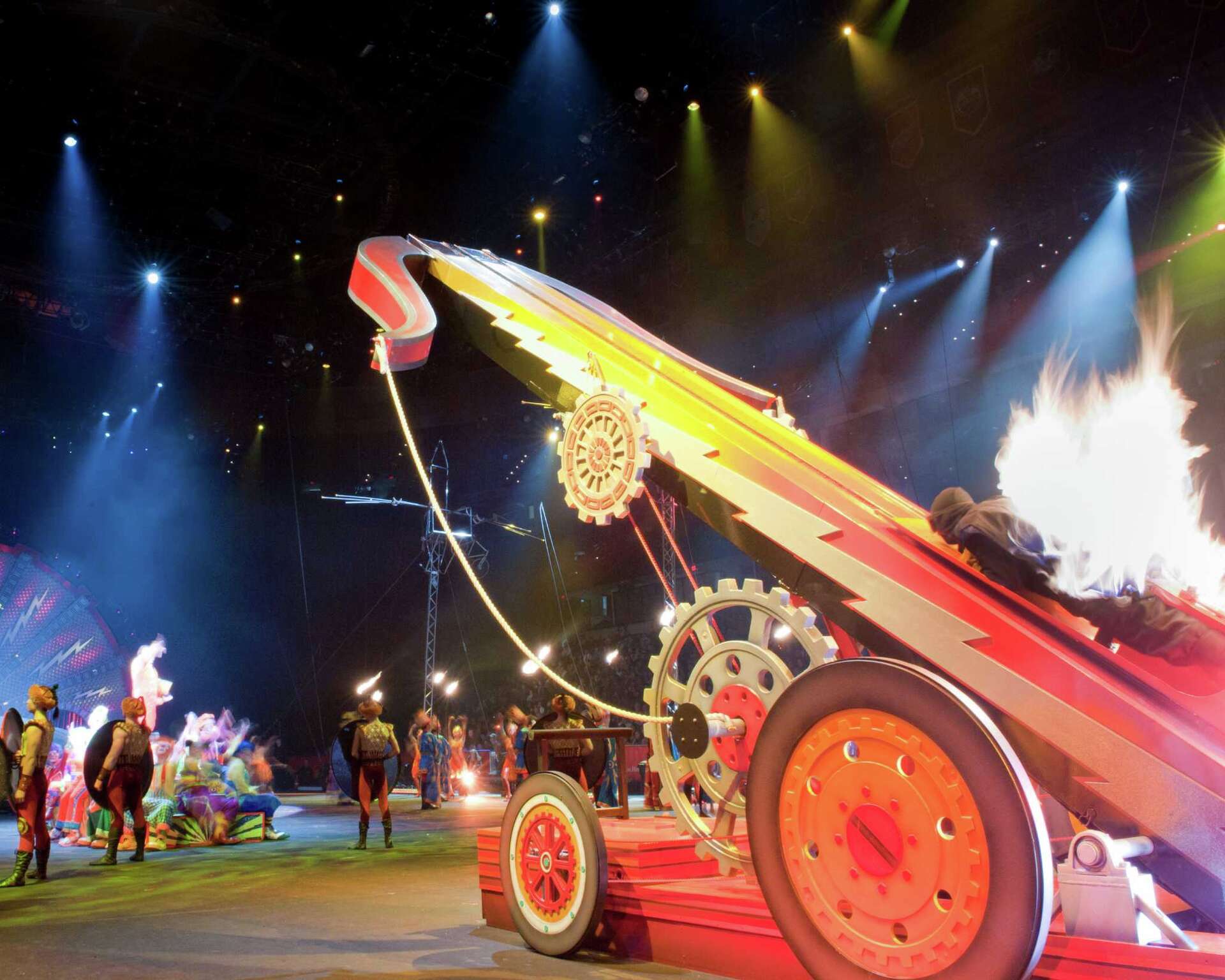 Circus tales: A man, a giant crossbow and fire