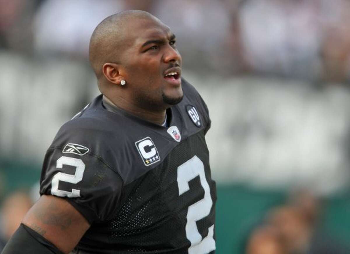 Raiders, JaMarcus Russell reach $3 million settlement