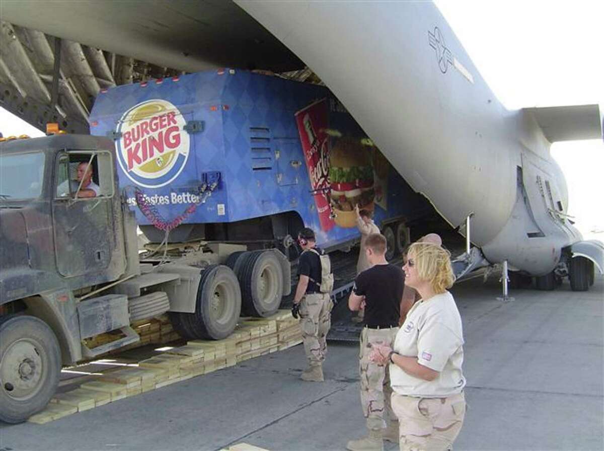 Air Force retires first Boeing C-17 Globemaster III