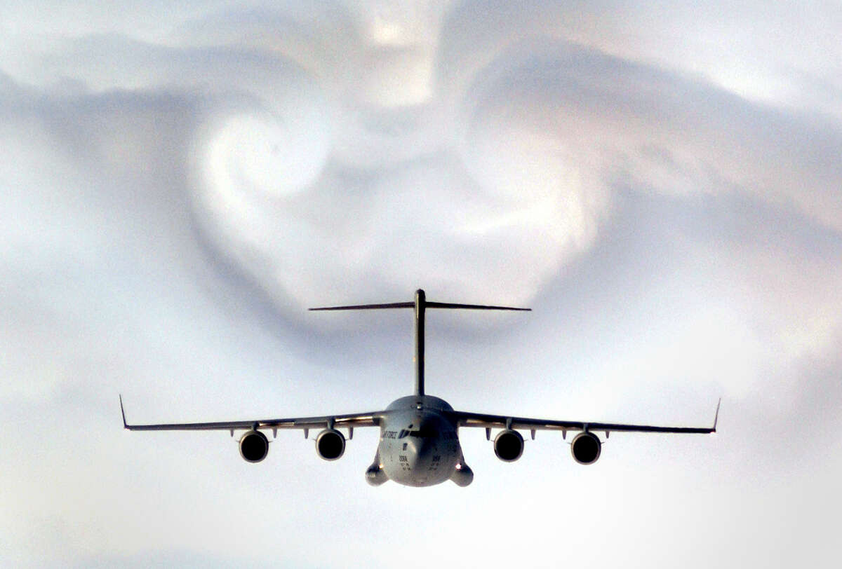 Air Force retires first Boeing C-17 Globemaster III
