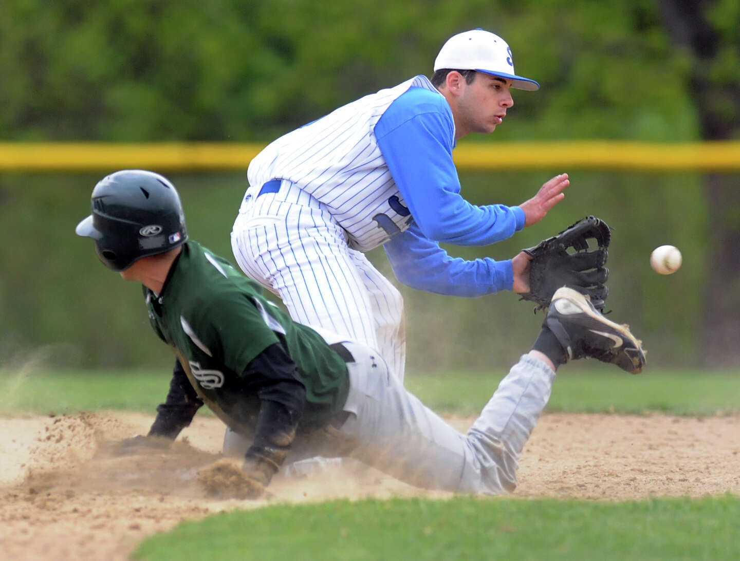 Shaker slugger produces