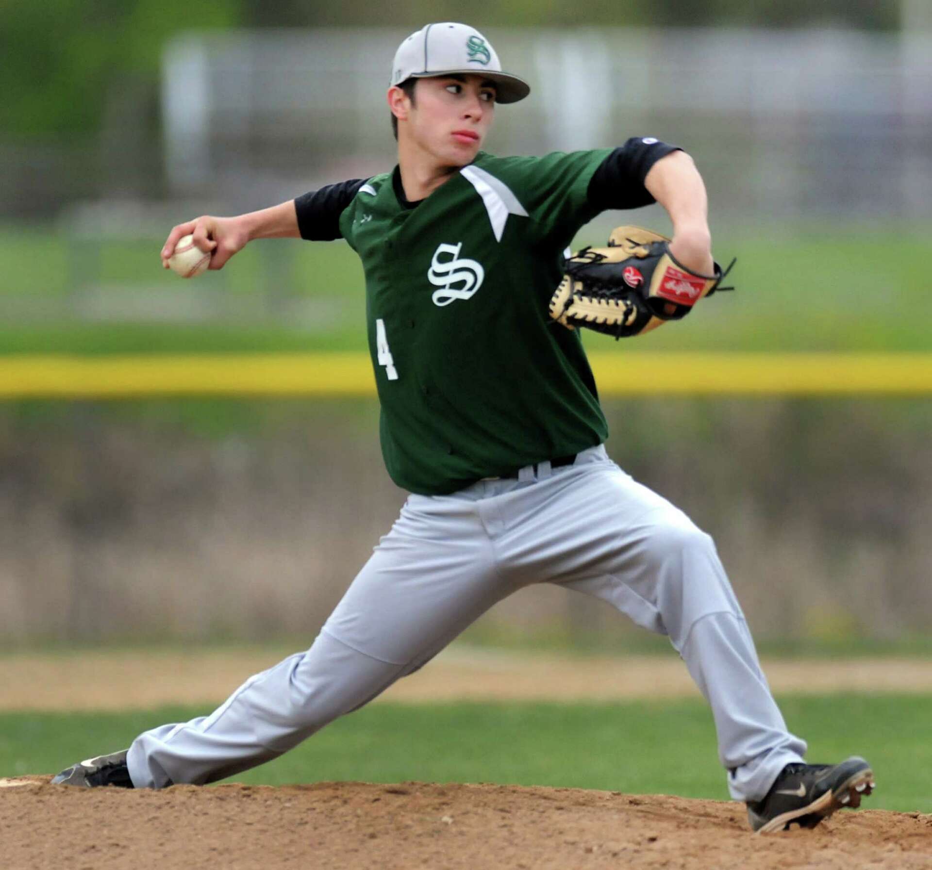 Shaker slugger produces