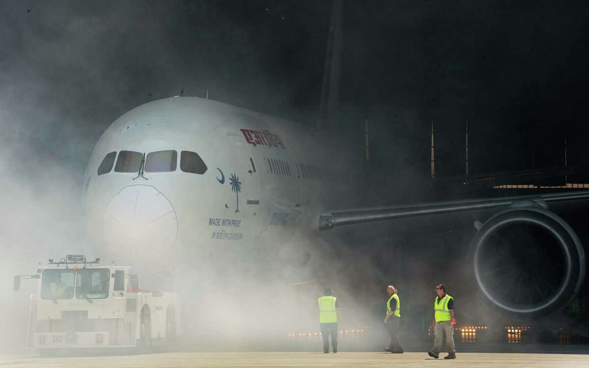 Boeing's S.C. plant finishes first 787 Dreamliner