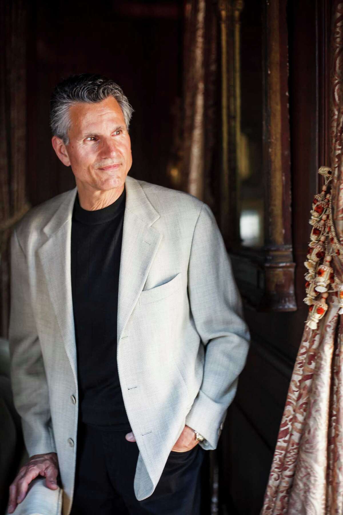 Models from the '80s unite for a good cause