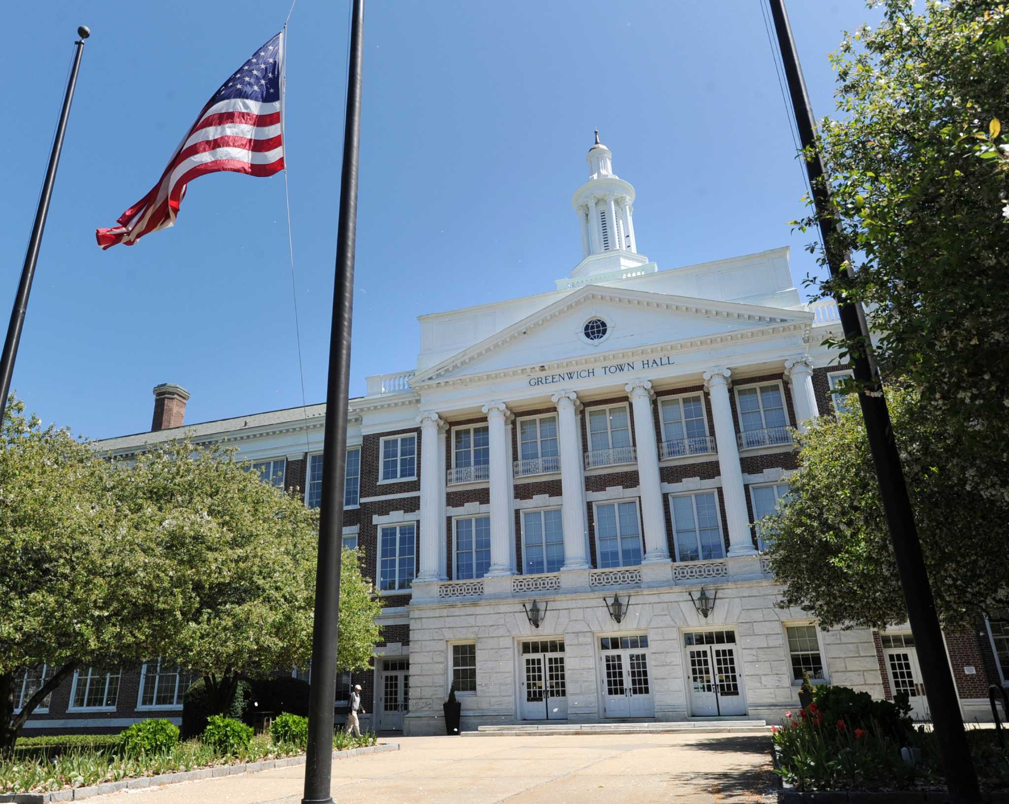 A face lift for Town Hall