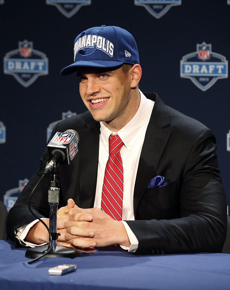 Stanford's Coby Fleener chosen by Colts