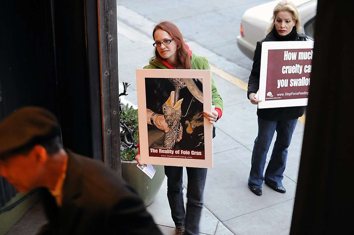 Foie gras chefs hungry for fight against ban