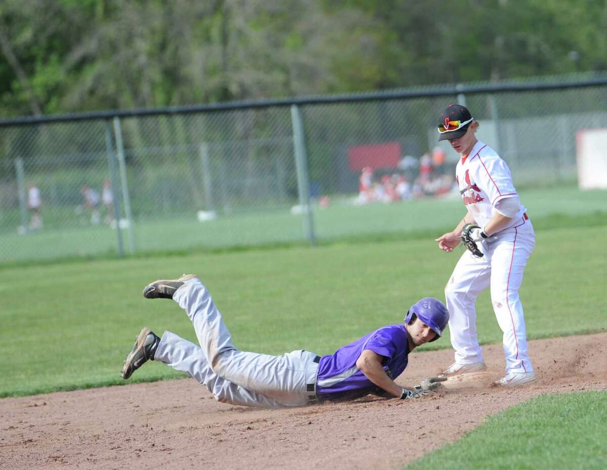 Greenwich baseball remains unbeaten with win over Westhill