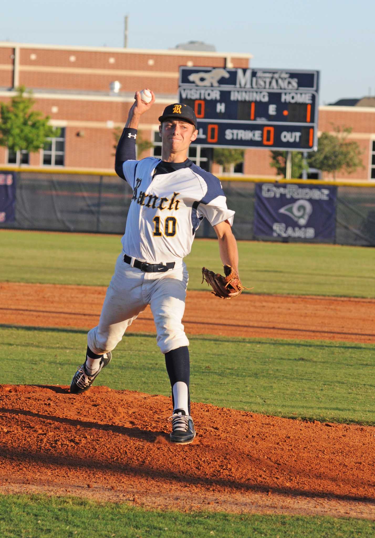 Baseball: 17-5A playoff runs get under way