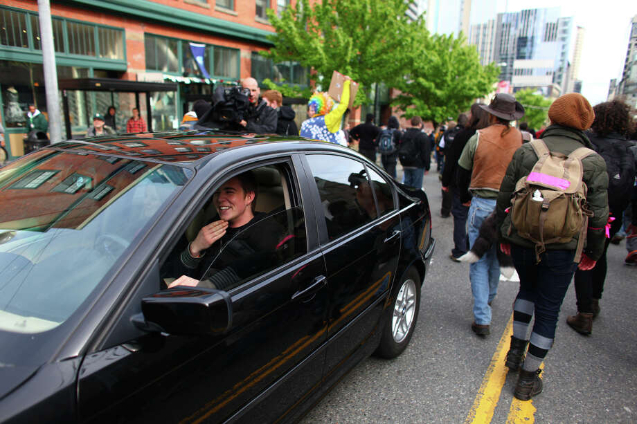 Seattle cops, anarchists prepare for May Day - seattlepi.com