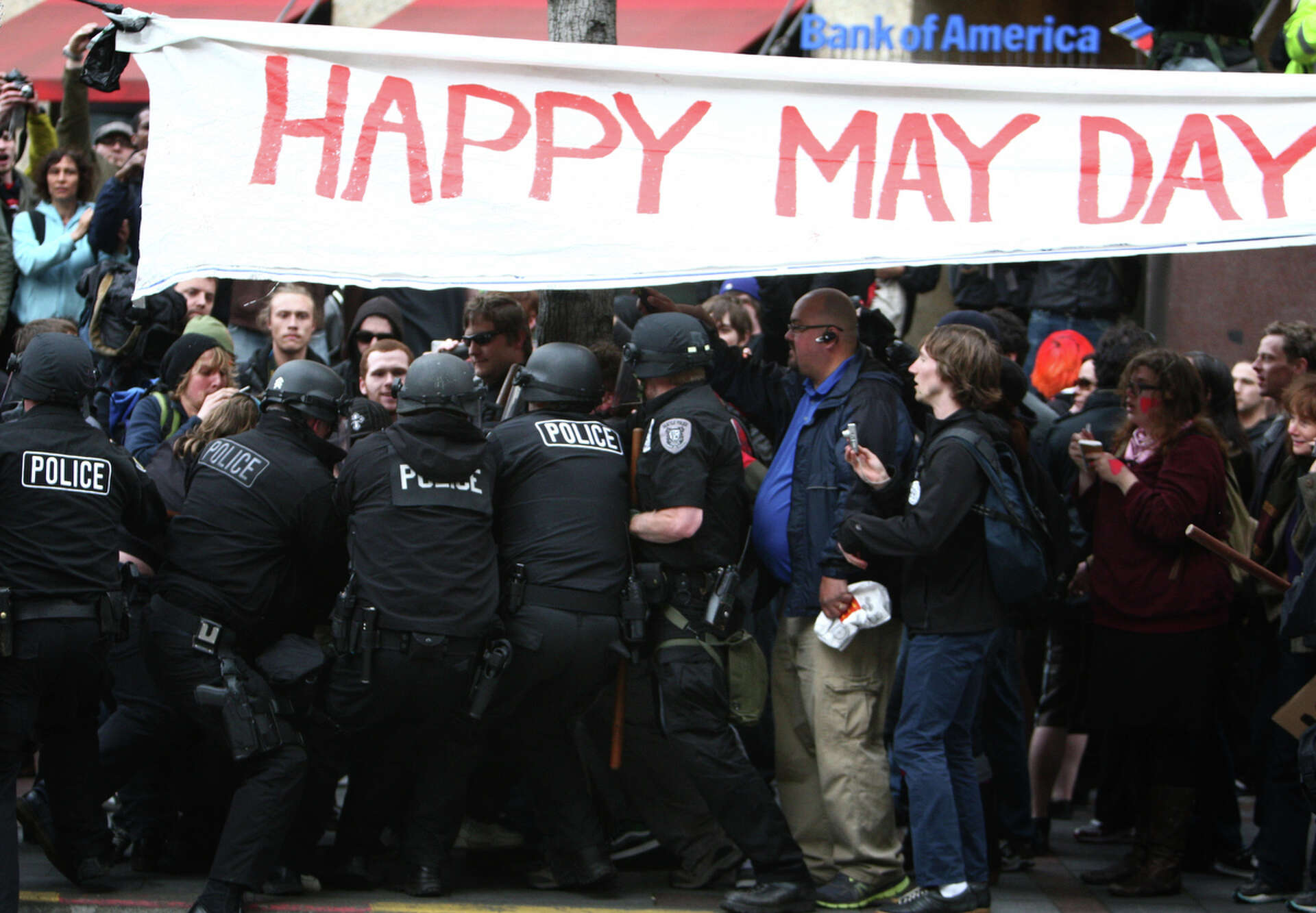 Seattle cops, anarchists prepare for May Day