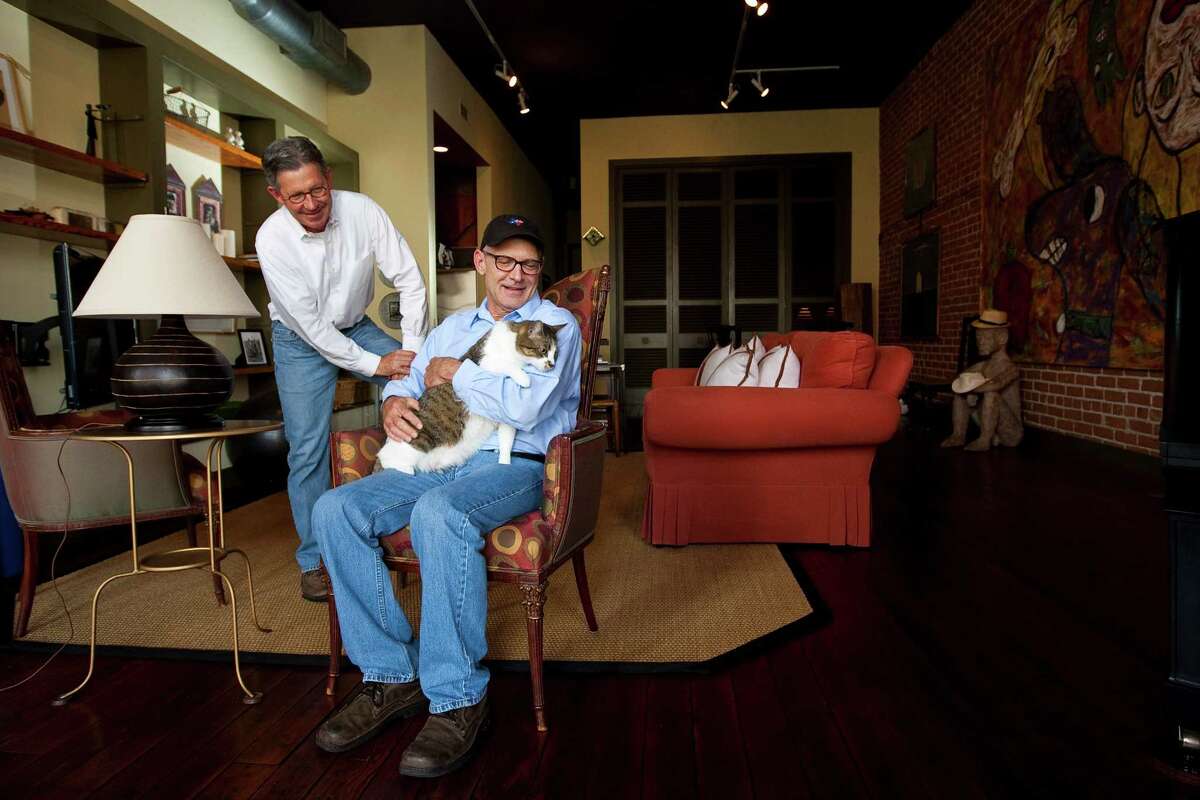 Downtown Experience: Longtime residents find urban life suits them