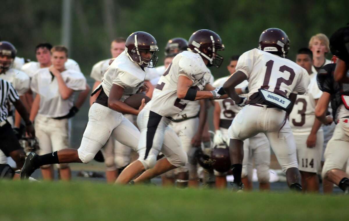 Spring football: Magnolia opts for fall workouts