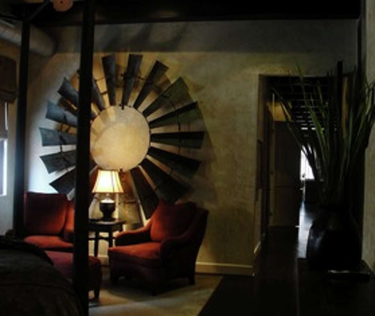 Urban lifestyle during the Centerpoint Energy Downtown Home Tour