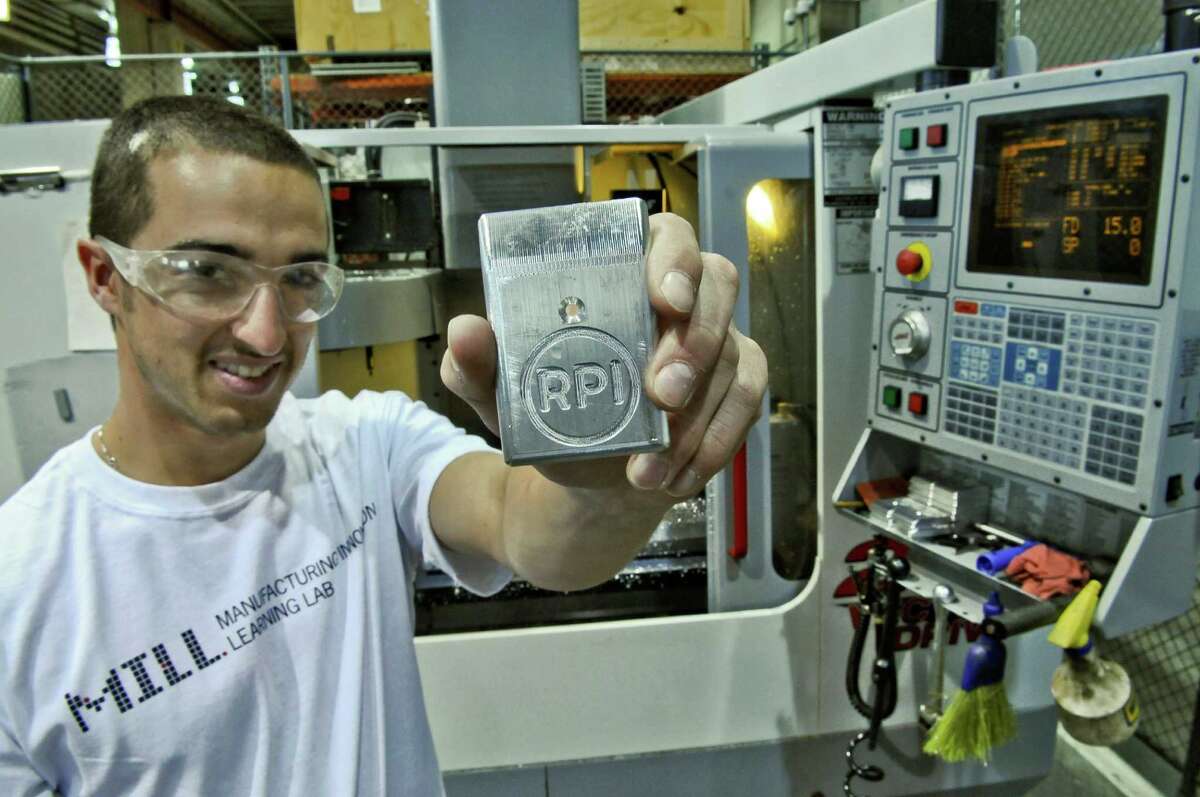 RPI student mission: Make something