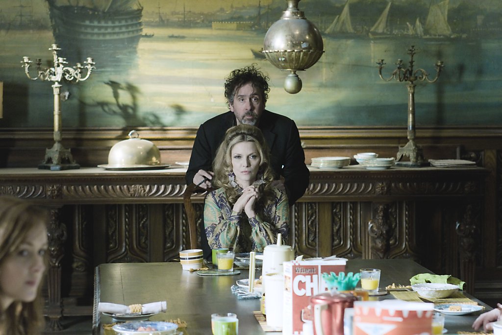 'Dark Shadows': Tim Burton's quirky touches lurk