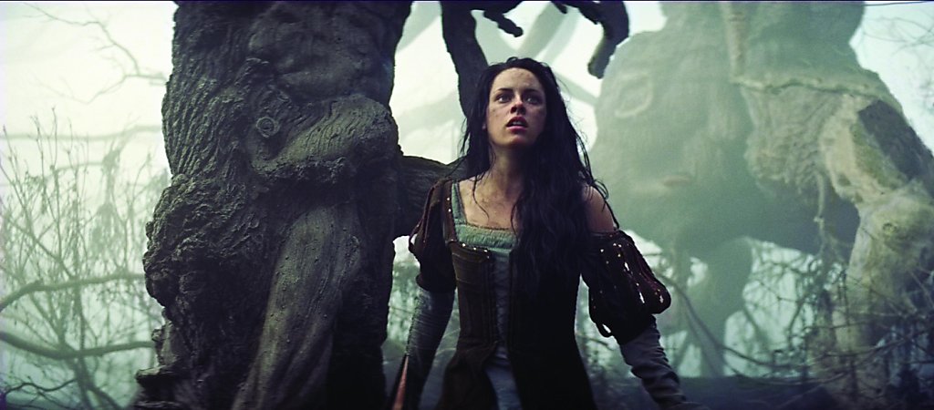Snow White unleashes her inner action hero