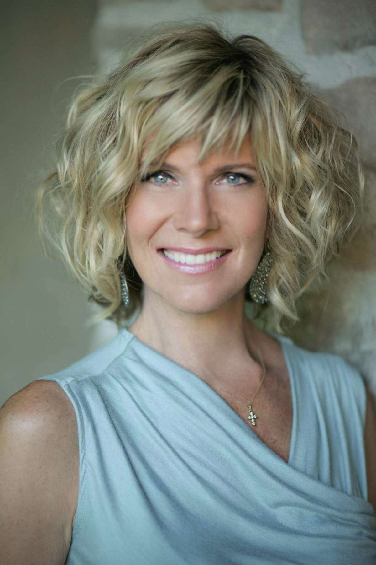 Debby Boone loves Clooney show
