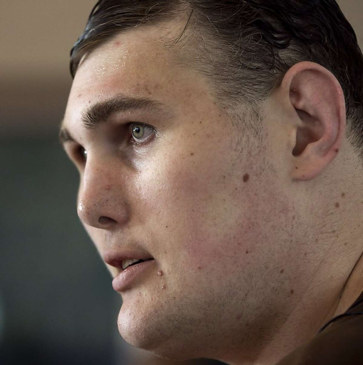 7-foot-8 man gets shoes that fit, thanks to Reebok