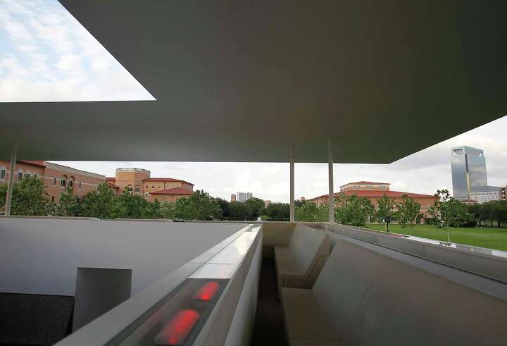 Skyspace turns eyes heavenward at Rice campus