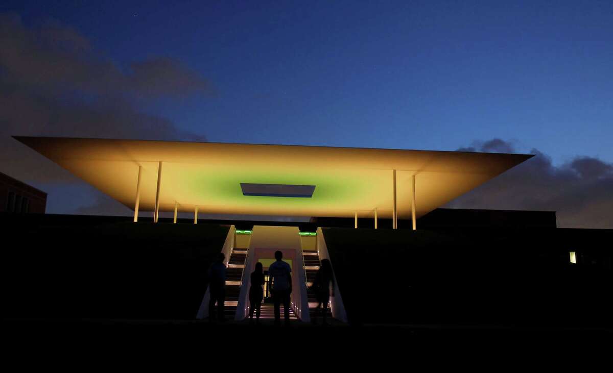 Skyspace turns eyes heavenward at Rice campus
