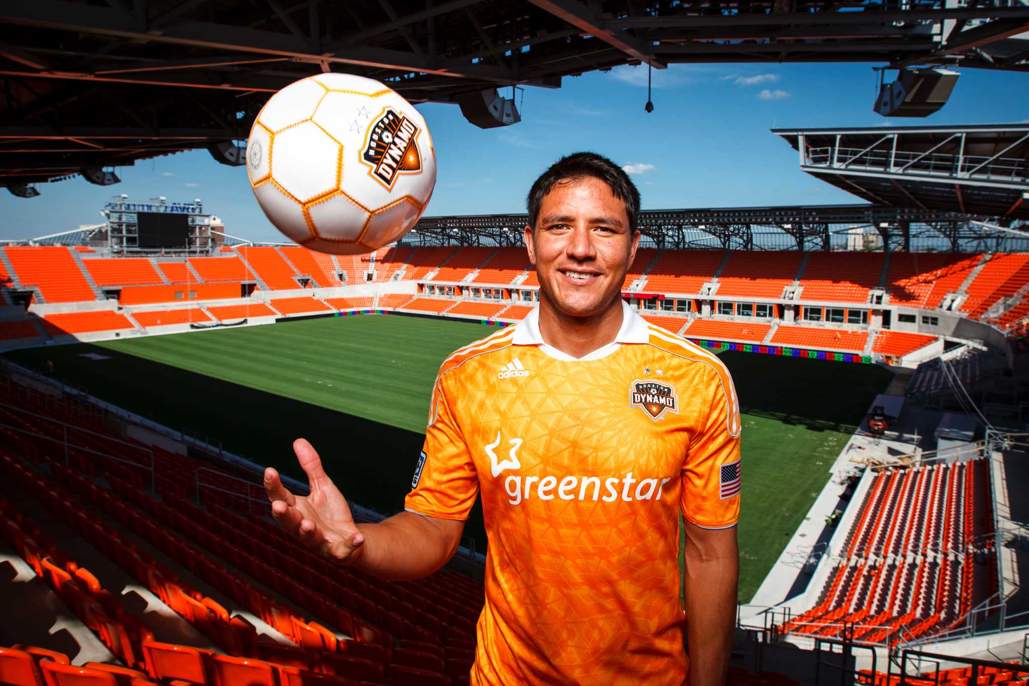 Soccer Notebook: Dynamo excited about first practice on new pitch