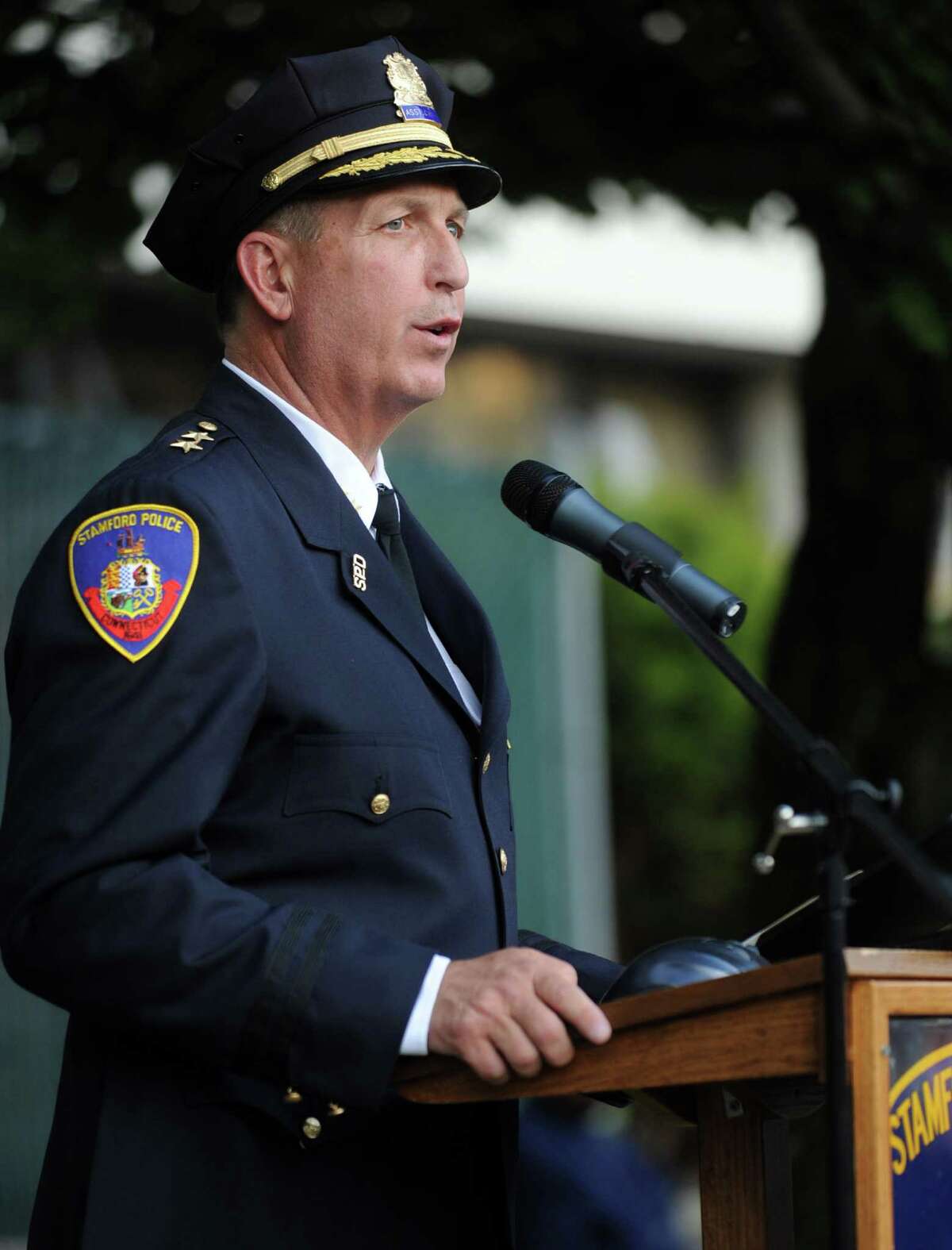 Stamford parade honors fallen officers