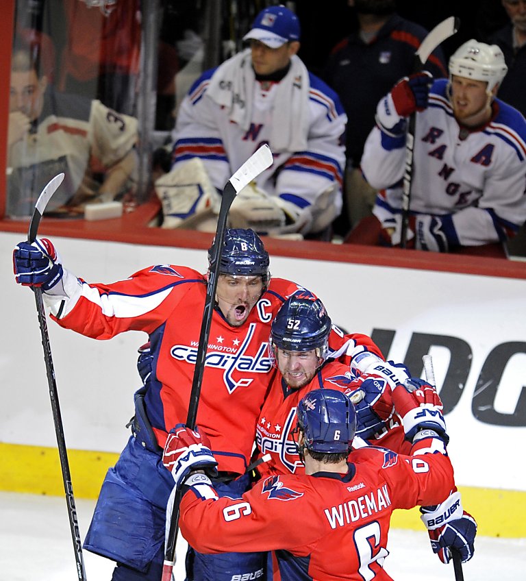 Capitals beat Rangers 3-2 to tie series
