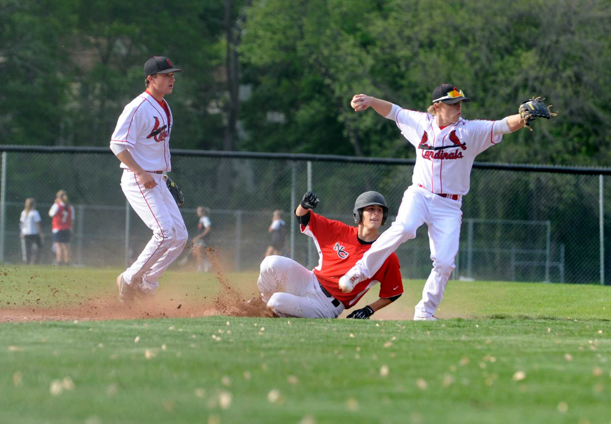 Greenwich baseball beats New Canaan to remain undefeated