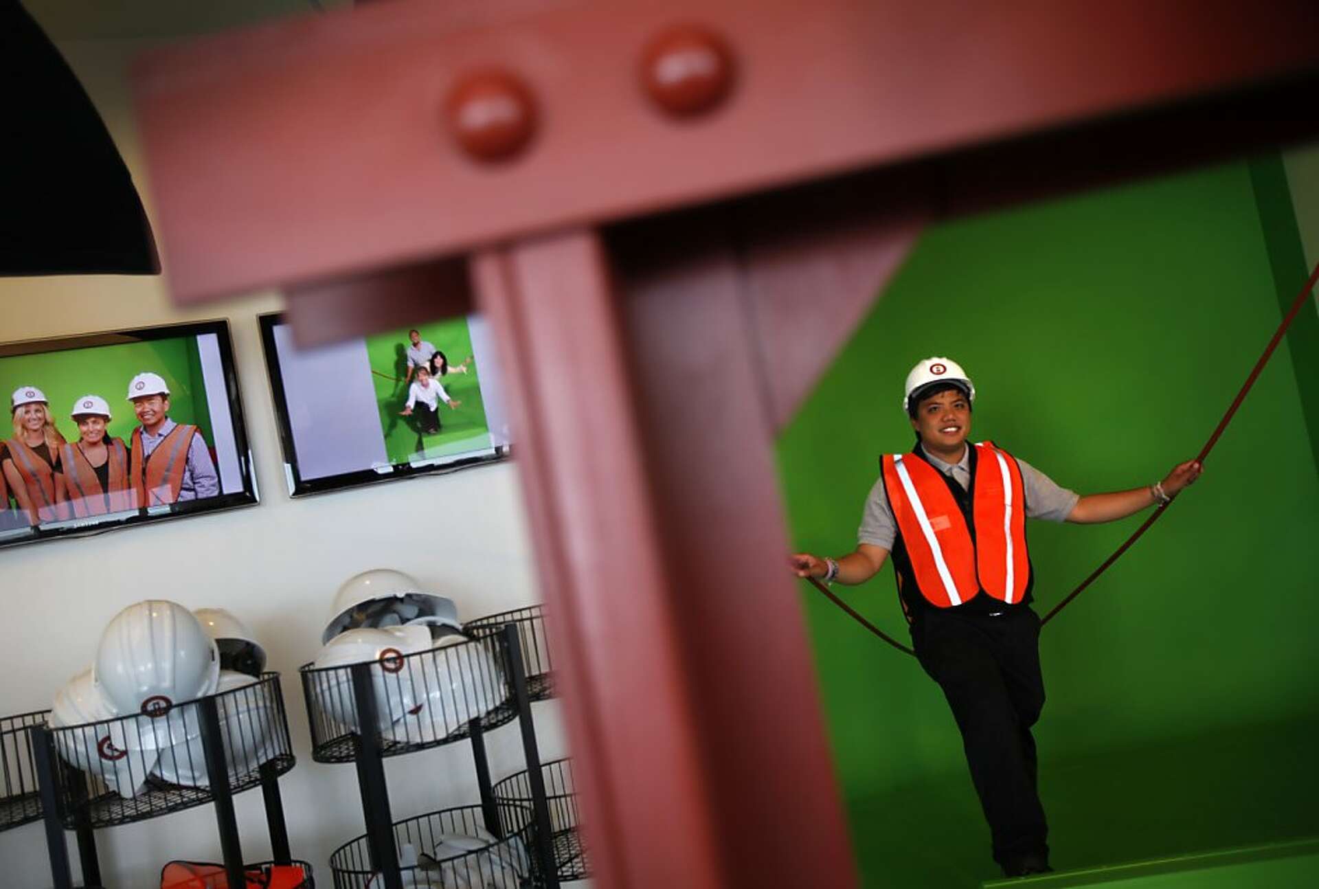 Golden Gate Bridge's 1st visitor center to open