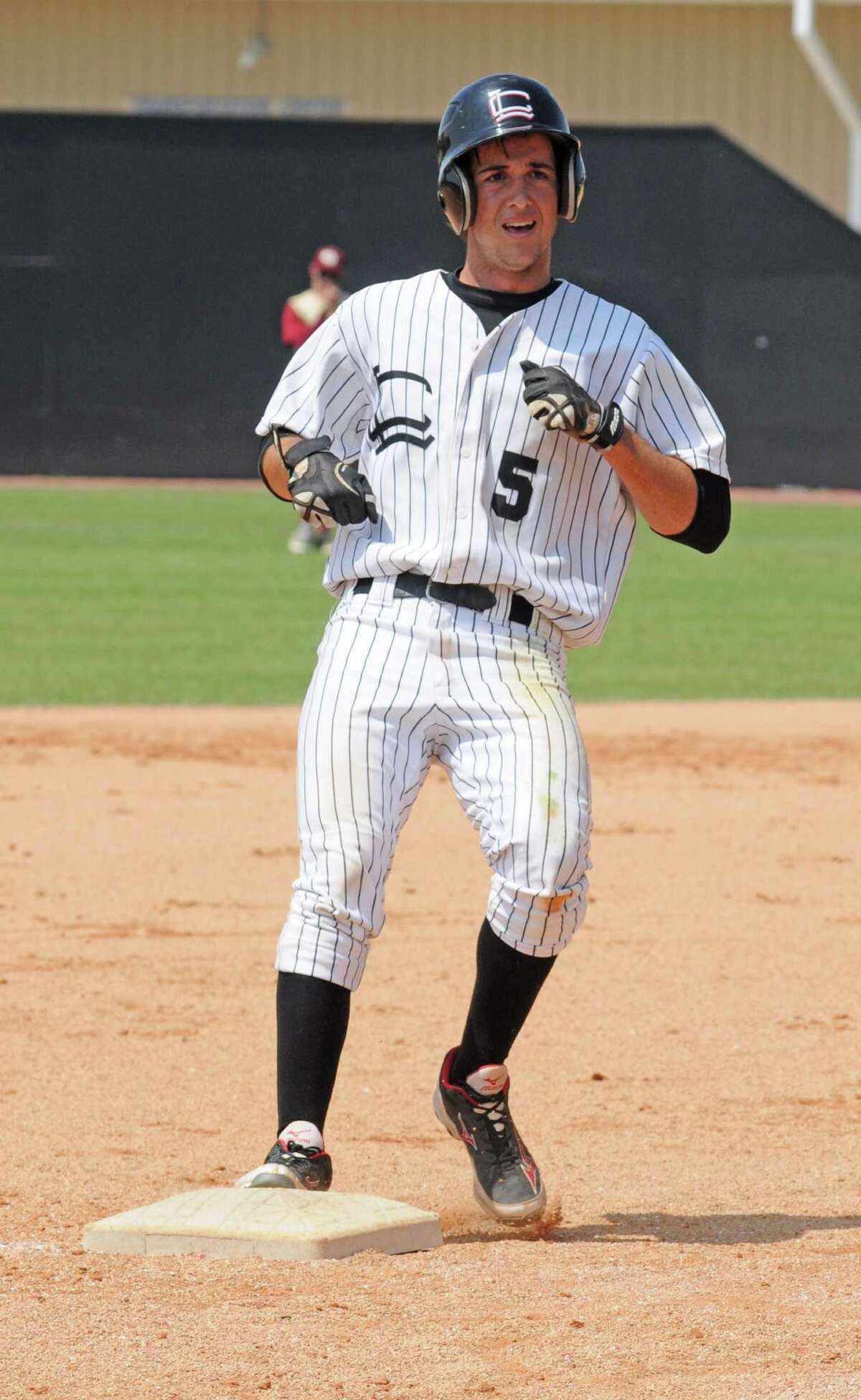 Baseball: 17-5A teams moving on