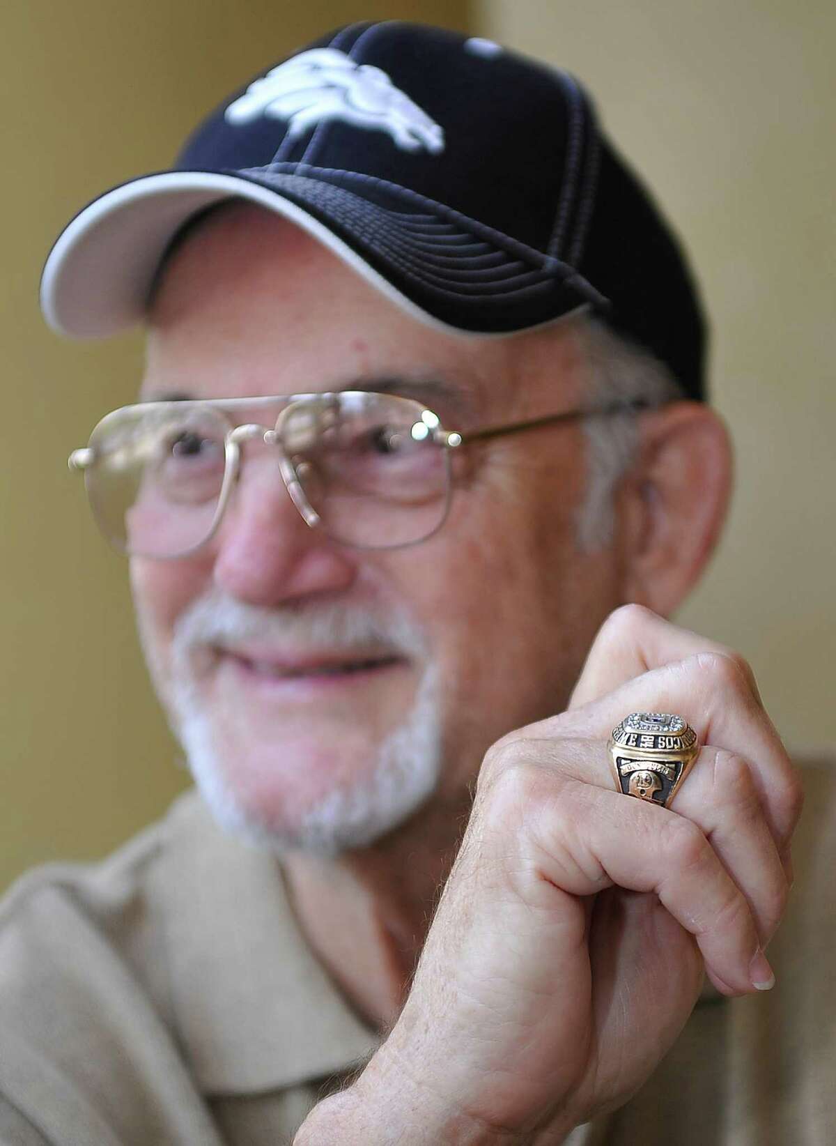 NFL, players reach proposed $765M settlement of concussion-related lawsuits