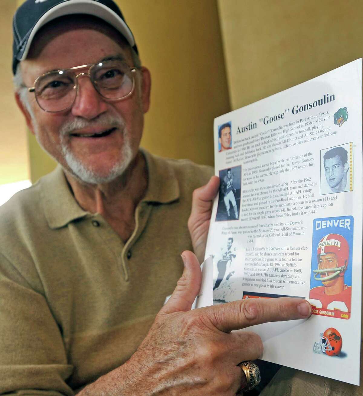 13 former NFL players with Southeast Texas ties suing league