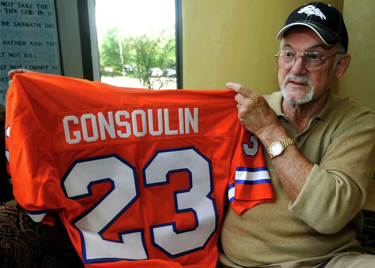 NFL, players reach proposed $765M settlement of concussion-related lawsuits