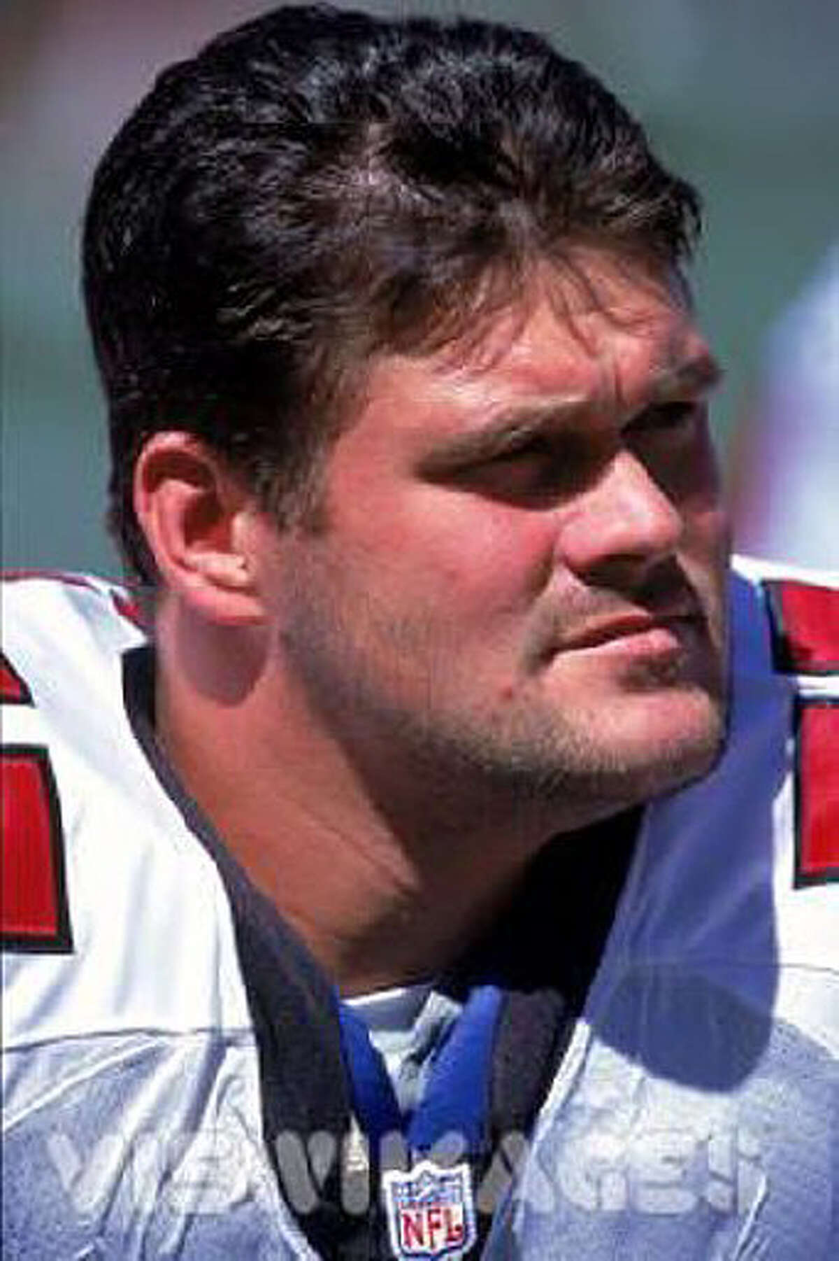 13 former NFL players with Southeast Texas ties suing league