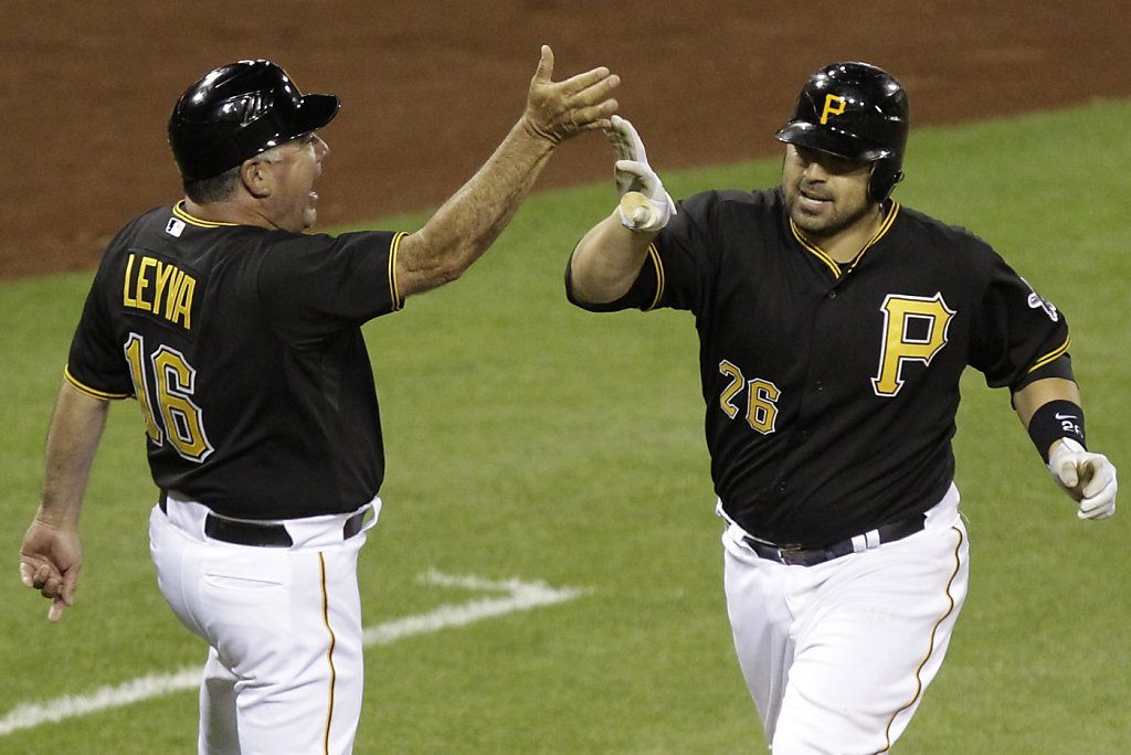 Rod Barajas' 2-run homer lifts Pirates over Nats