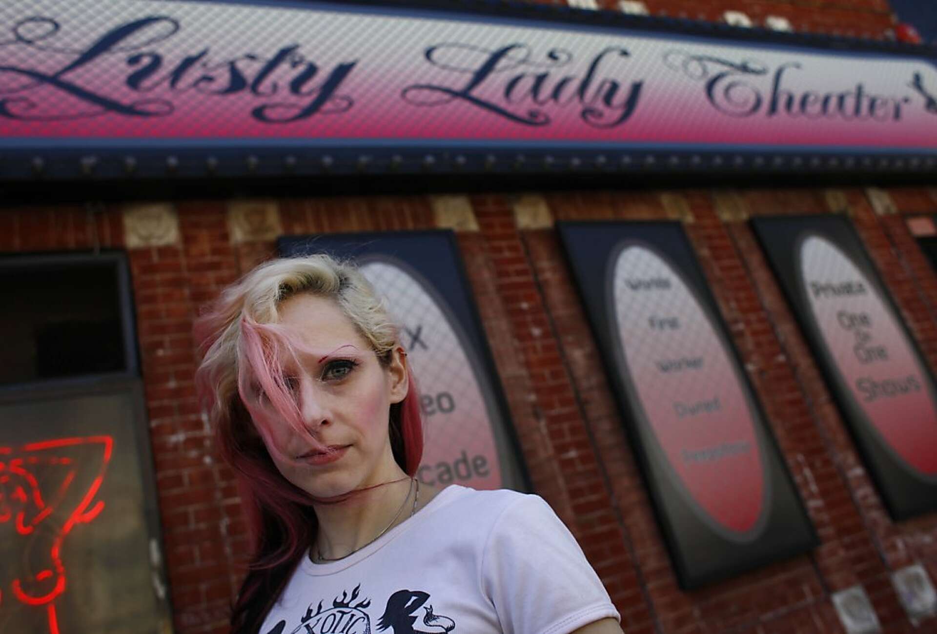 Lusty Lady needs investment bigger than 1s and 5s