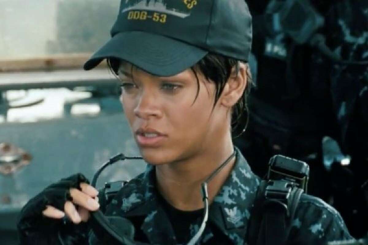 'Battleship' review: Sinks under its own weight